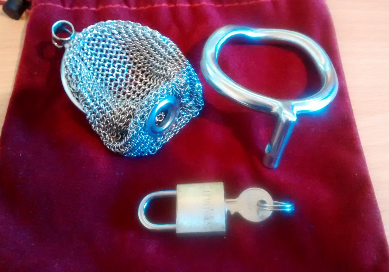 Album: Lancelot Deluxe Chain Mail (German) | Chastity Mansion